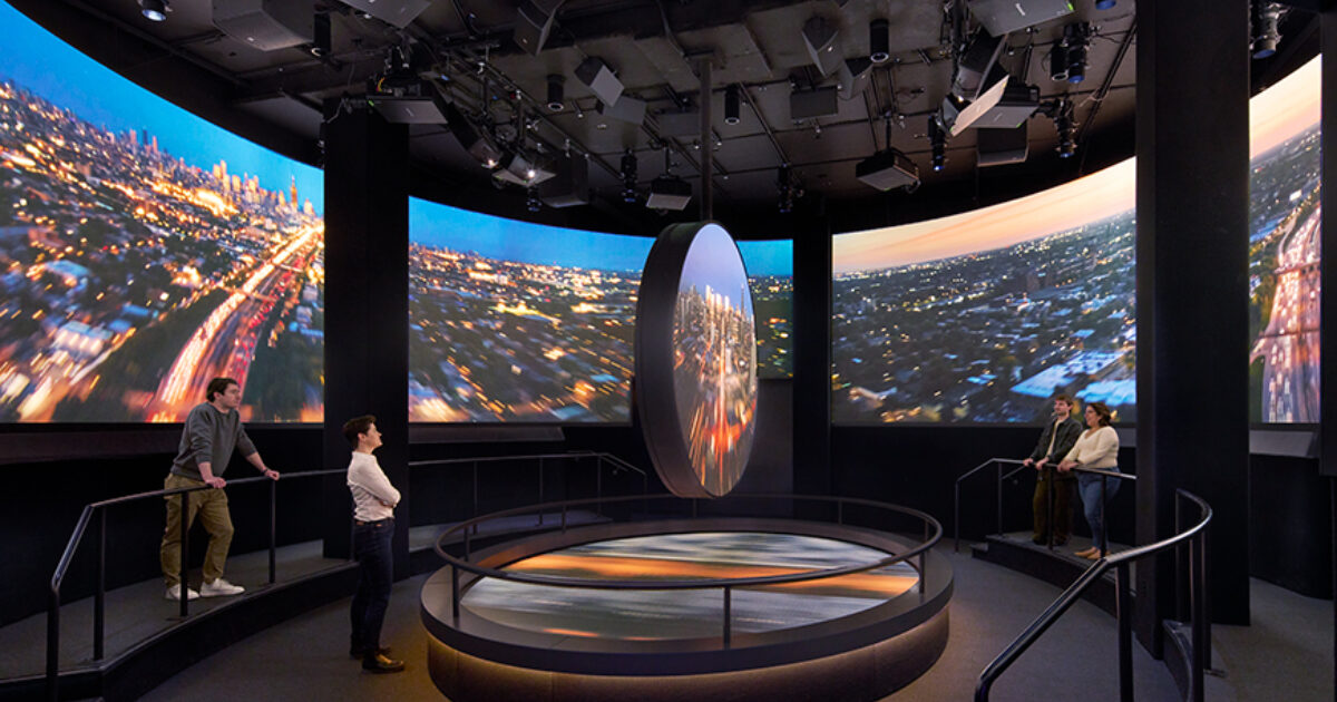 The Chicago FlyOver attraction joins other locations in Las… | Epstein