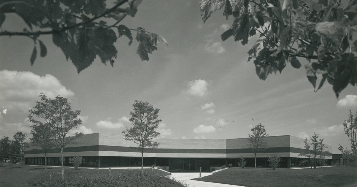 Throwback Thursday – Bridgeport Division of Textron, Inc. | Epstein