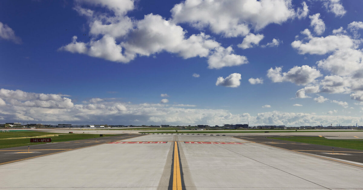 O’Hare International Airport, Runway 9L-27R | Epstein