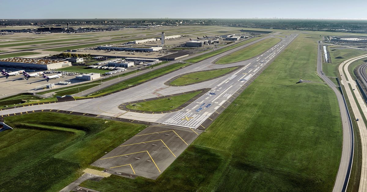 Runway 10R-28L Wins National Project of the Year Award from… | Epstein