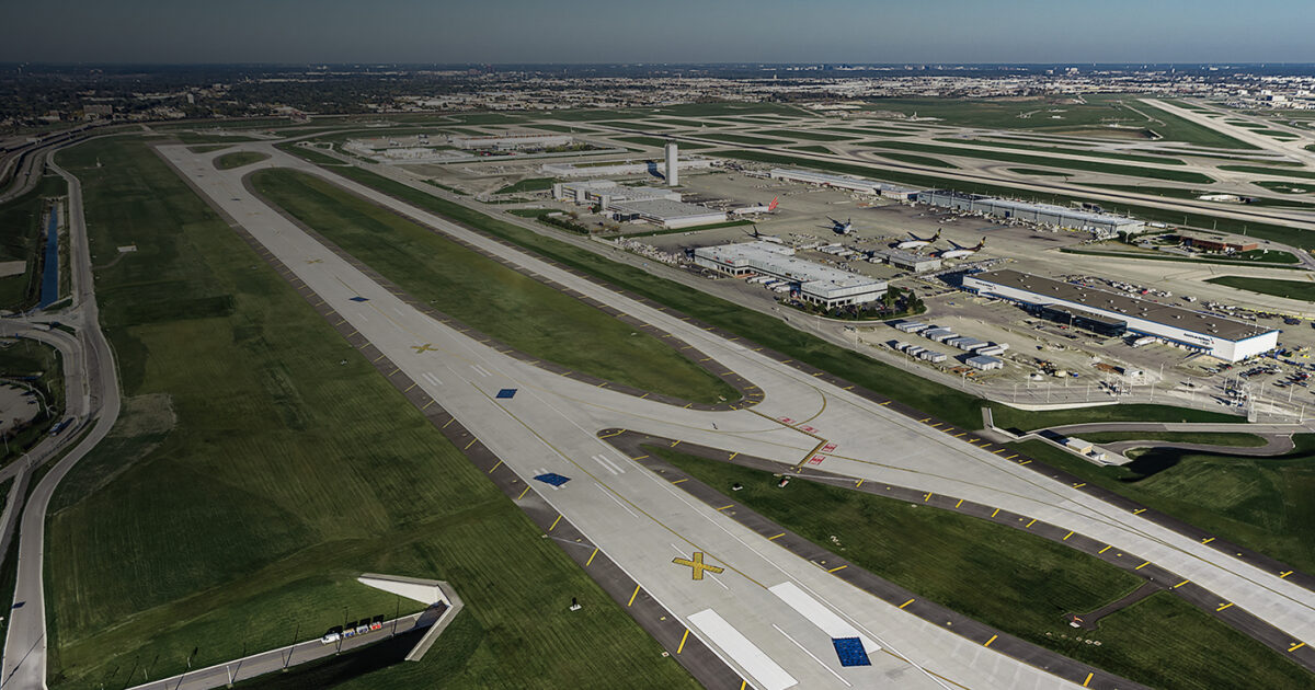 O’Hare International Airport, Runway 10R-28L | Epstein